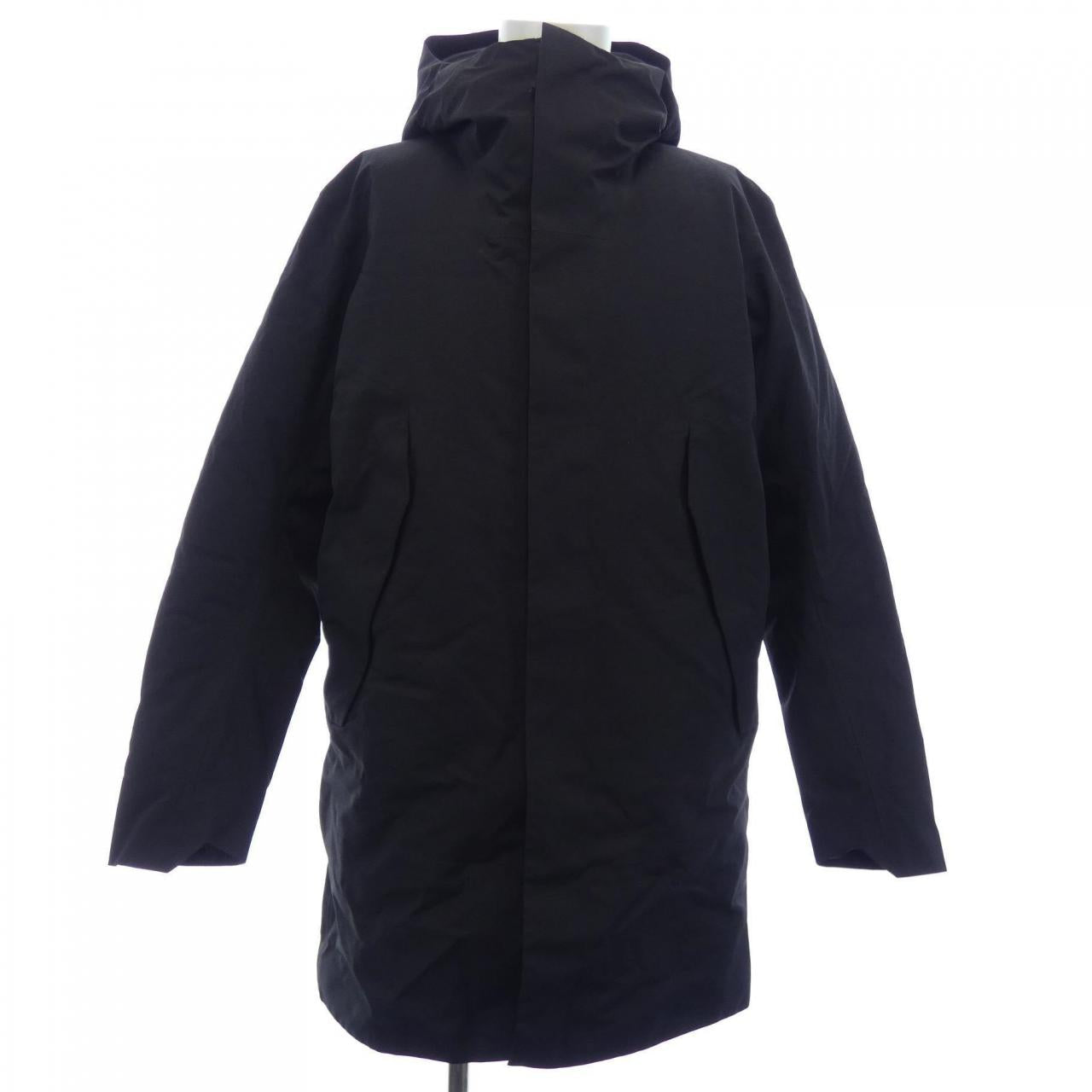 Arc'teryx Veilance Monitor Down Coat GORE-TEX Down Coat – LuxUness